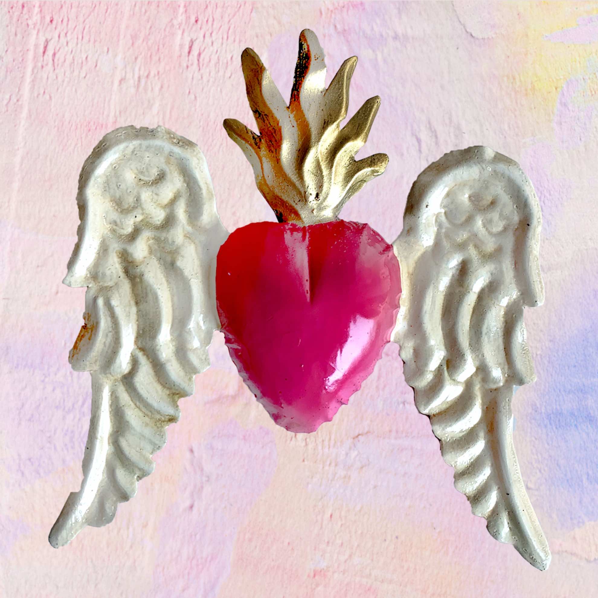 Cuore con Ali Intarsiate